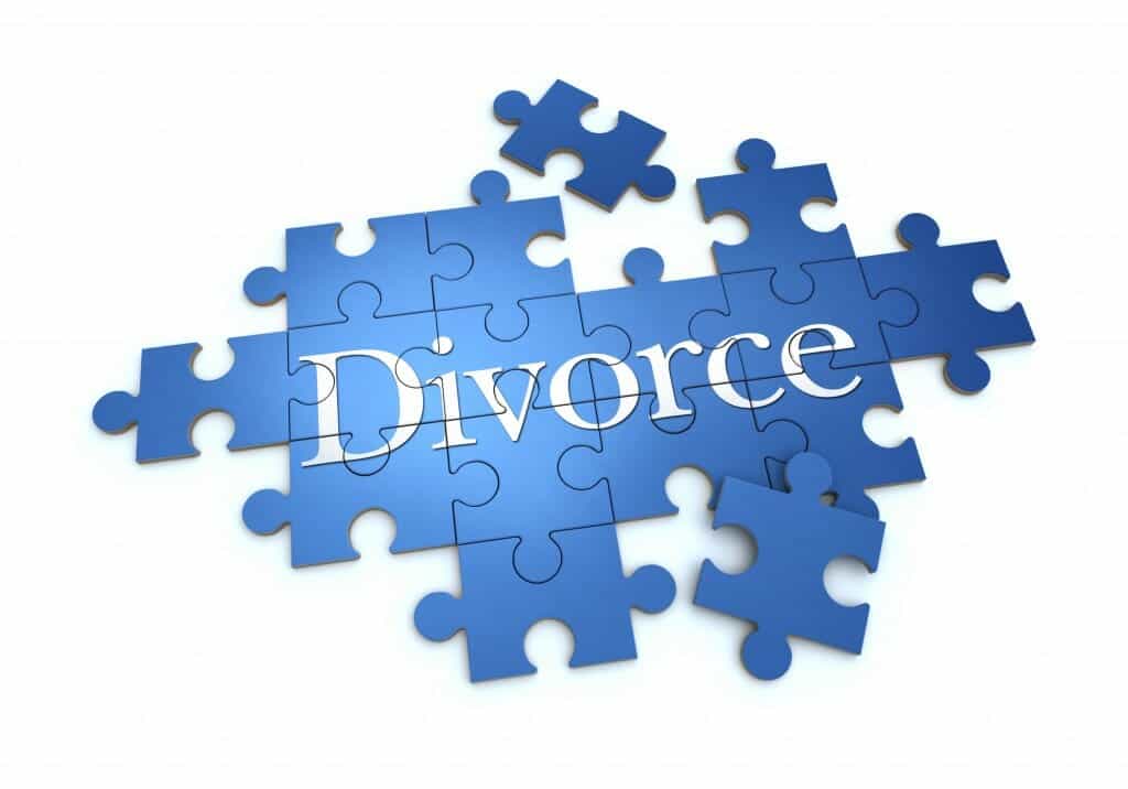 Strategic Divorce Guide: Protect Yourself Without Losing Yourself